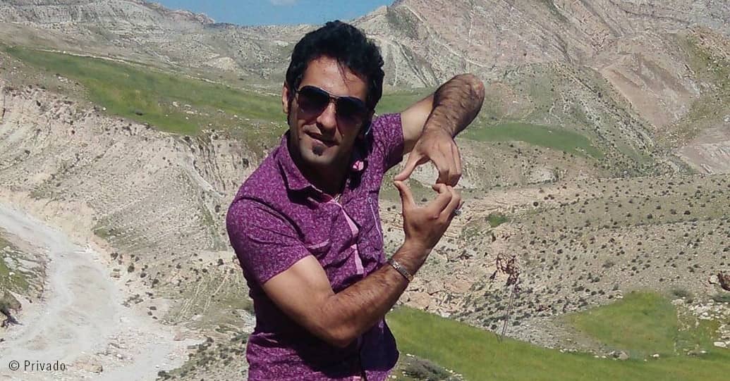 Irán: Hadi Rostami ha sido condenado a la amputación de dedos